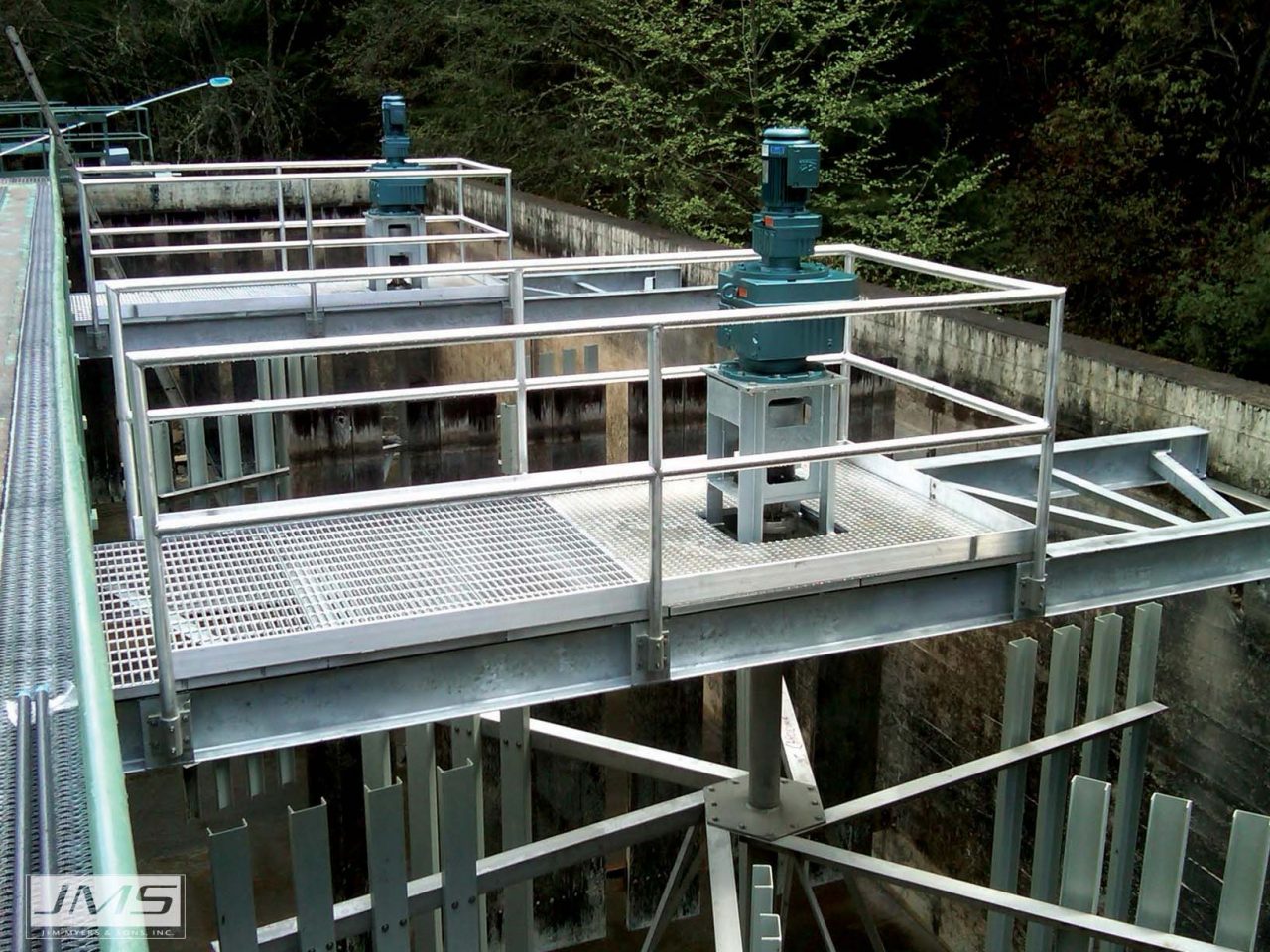 Vertical Paddle Wheel Flocculator vs Impeller Mixer Case History - JMS